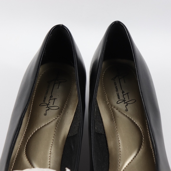 Shoes | Soft Syle Hush Puppies Womens 7 Low Heel Shoes | Poshmark